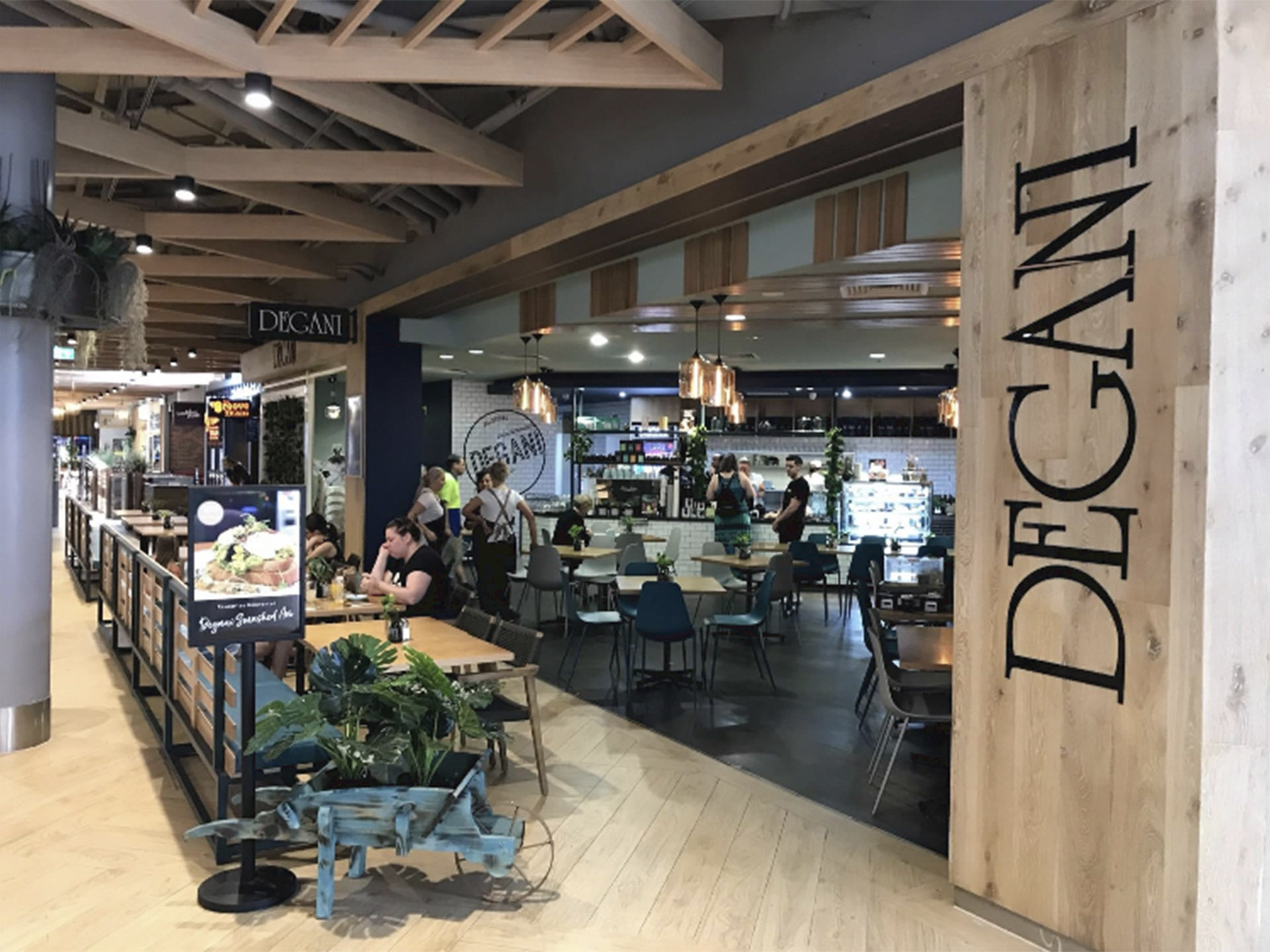 Degani Cafes - Melbourne Commercial Interiors